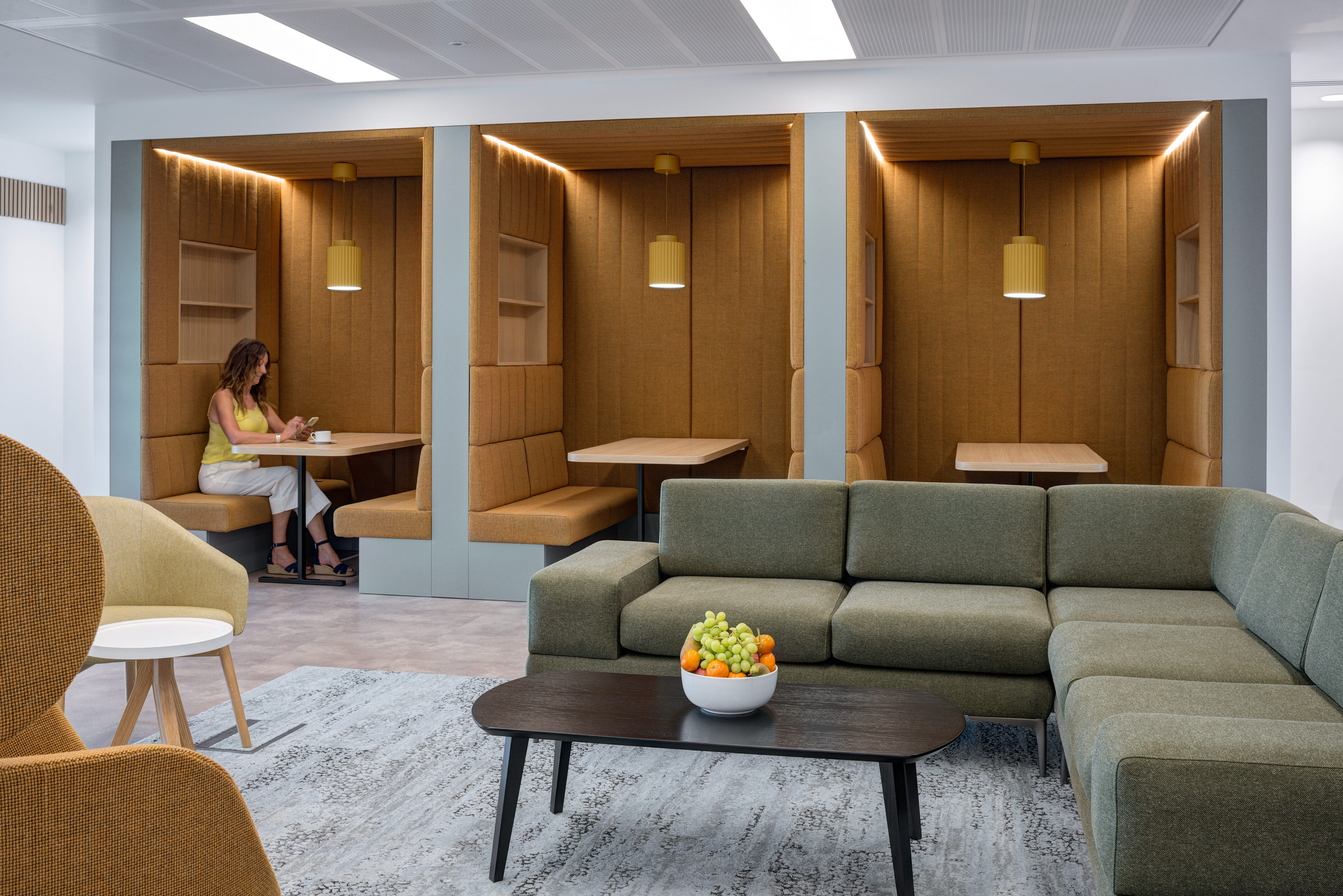 The Hybrid Office Design Trend - DENTON